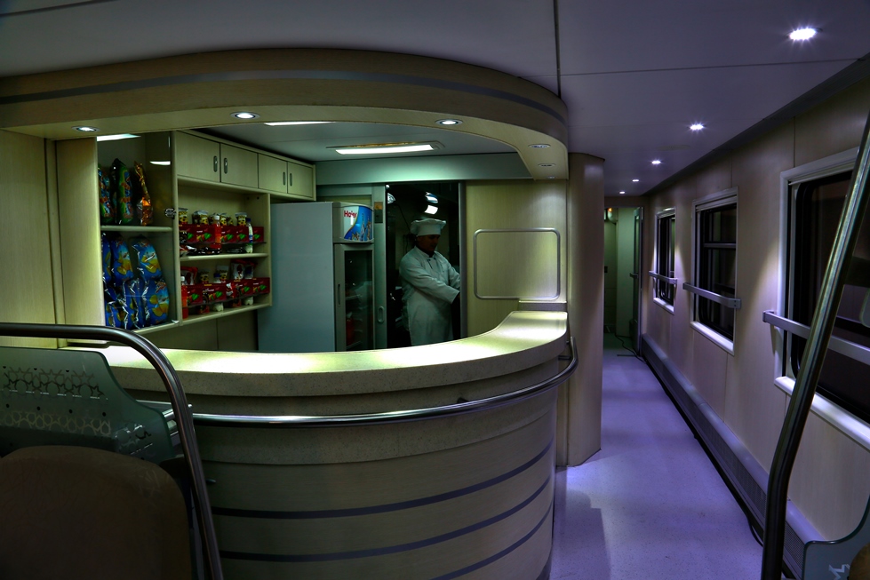 TRAINS OF IRANIAN RAILWAYS